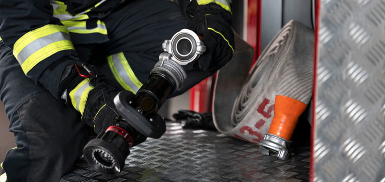 Herramientas de un Bombero: Equipos y Funciones Esenciales
